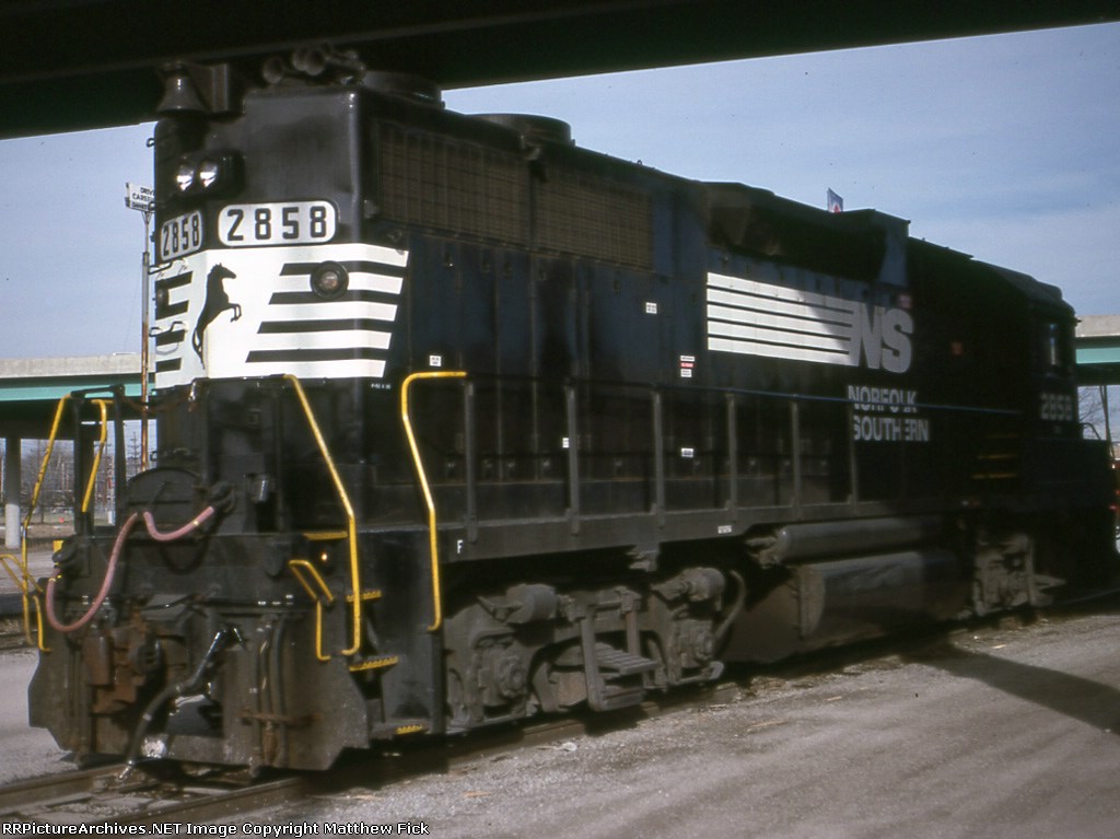 NS GP38AC 2858 3/86